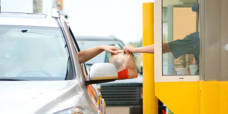 Best Drive Thru Ordering Systems for Restaurants | GRUBBRR